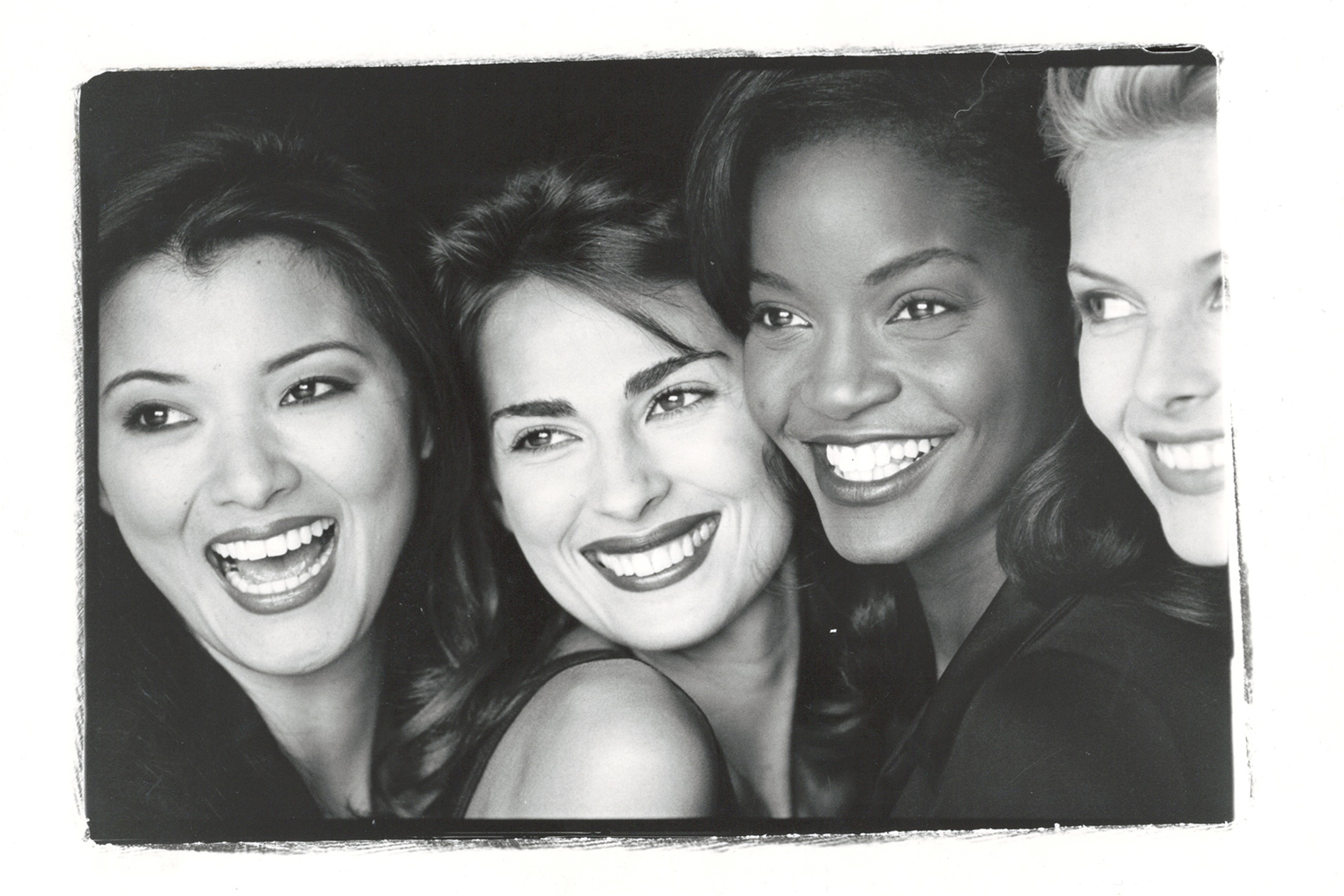 mk-women - Commercial Photography Illustration Design Production | RR&Co